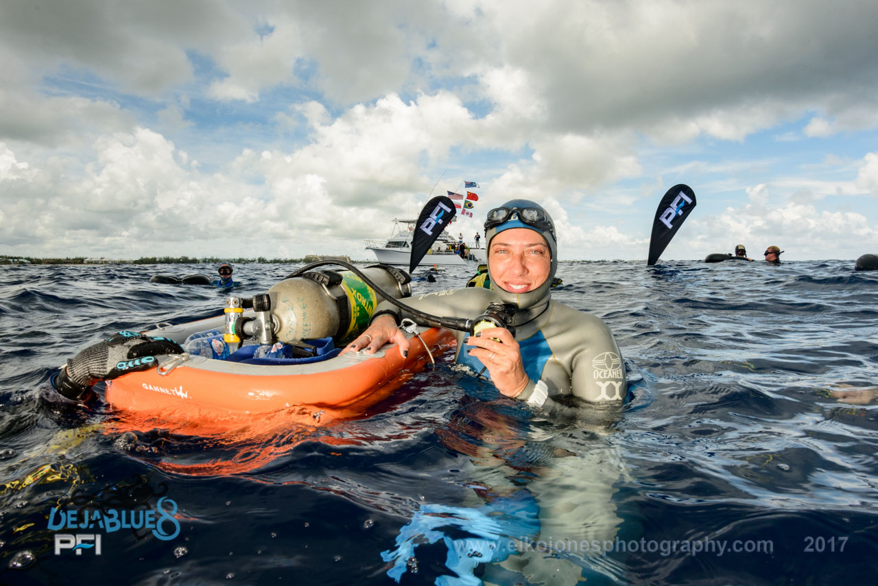 Freediving - Eiko Jones Photography