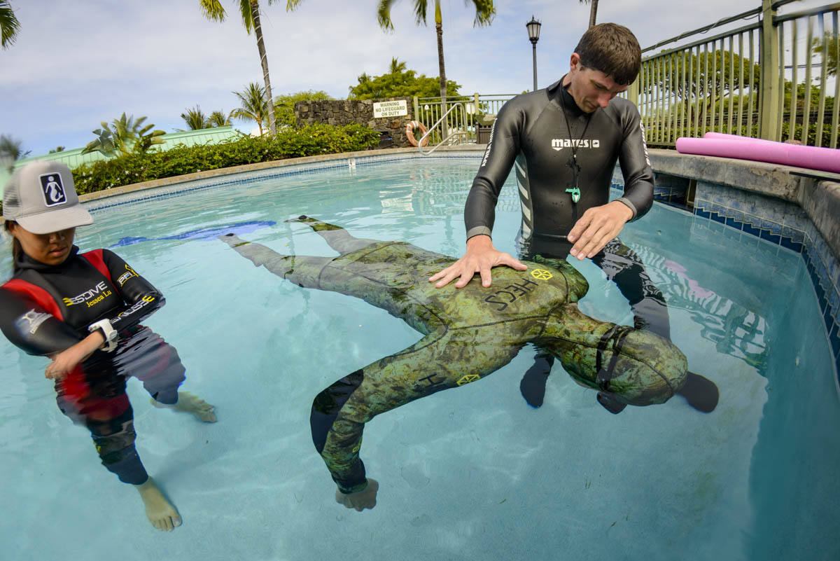 Freediving - Eiko Jones Photography